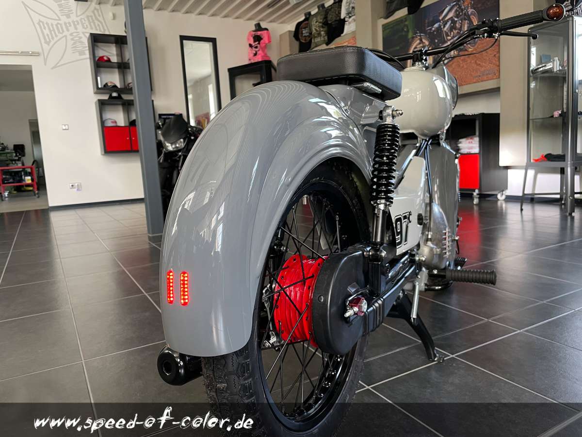 Simson SR4 STAR Schutzblech, Kotflügel, Schmutzfänger hinten LED Rücklicht